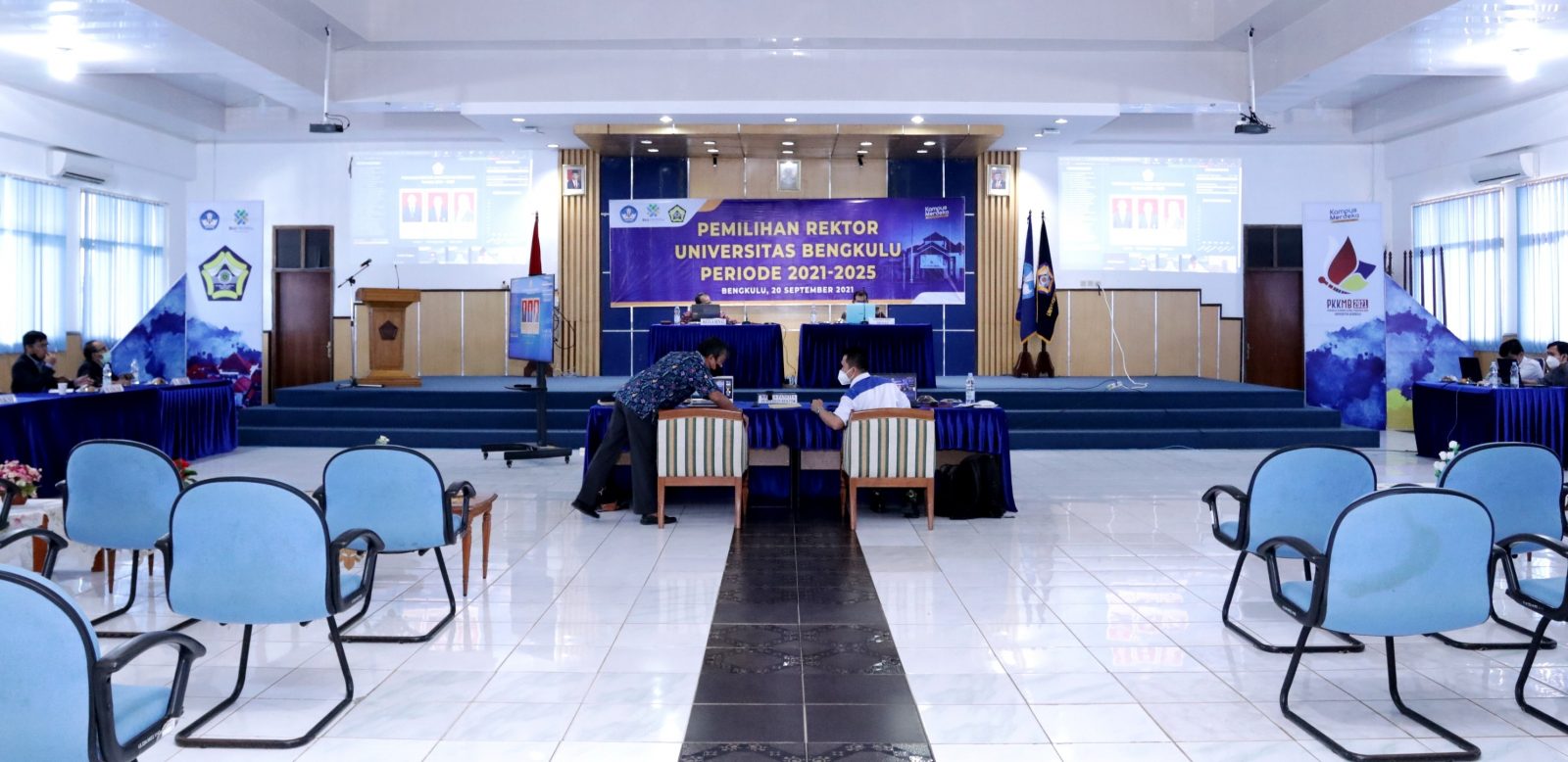 Dr. Retno Rektor UNIB Terpilih 2021-2025 | UNIVERSITAS BENGKULU