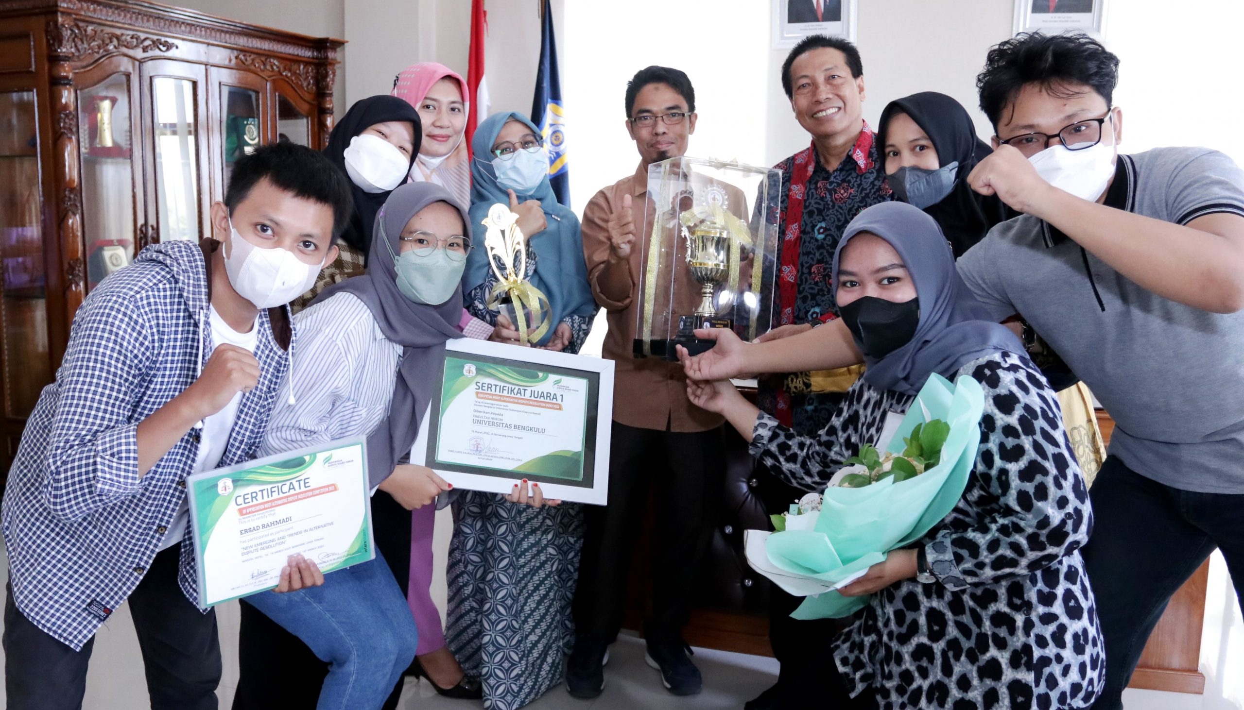 FH UNIB Juara I Moot ADR Competition Dewan Sengketa Indonesia 2022 ...