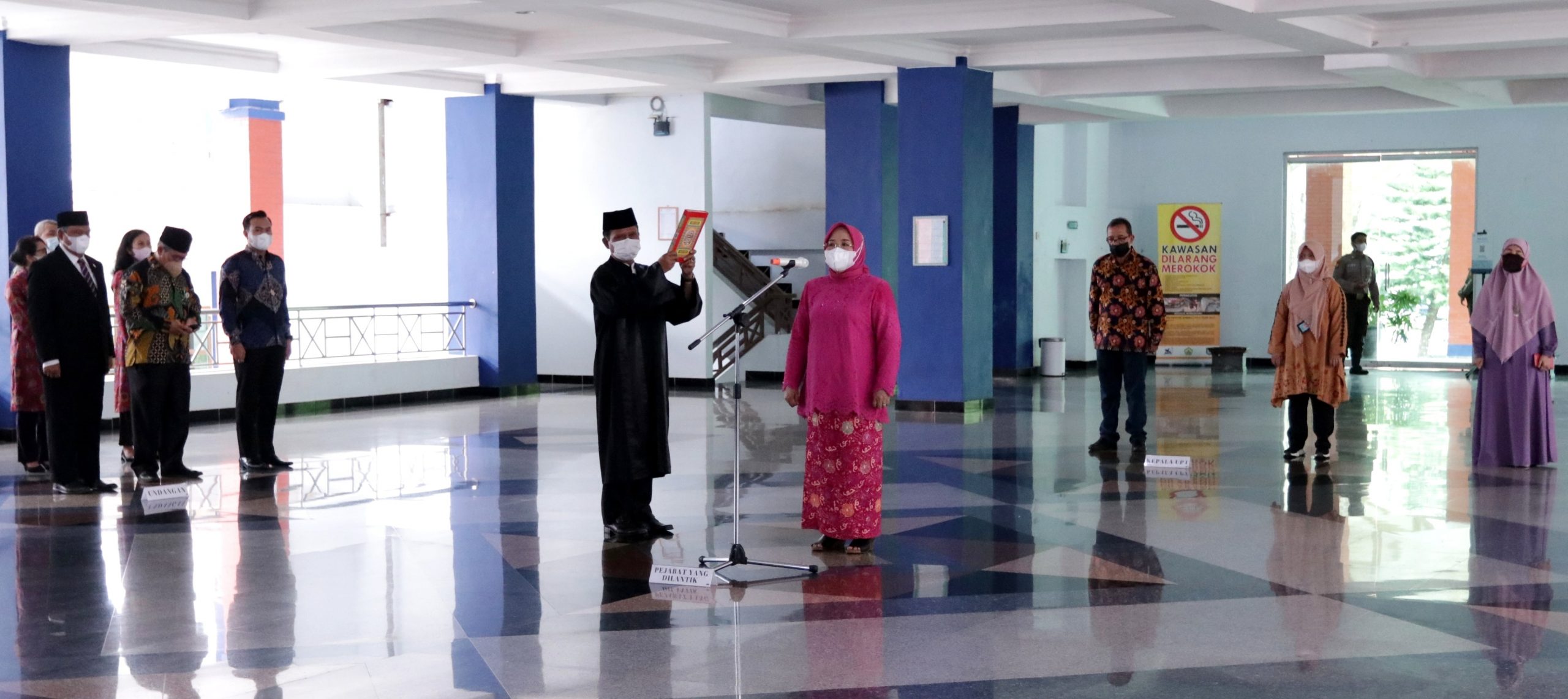 Rektor Lantik Dekan dan Wakil Dekan FEB UNIB Pergantian Antar Waktu ...