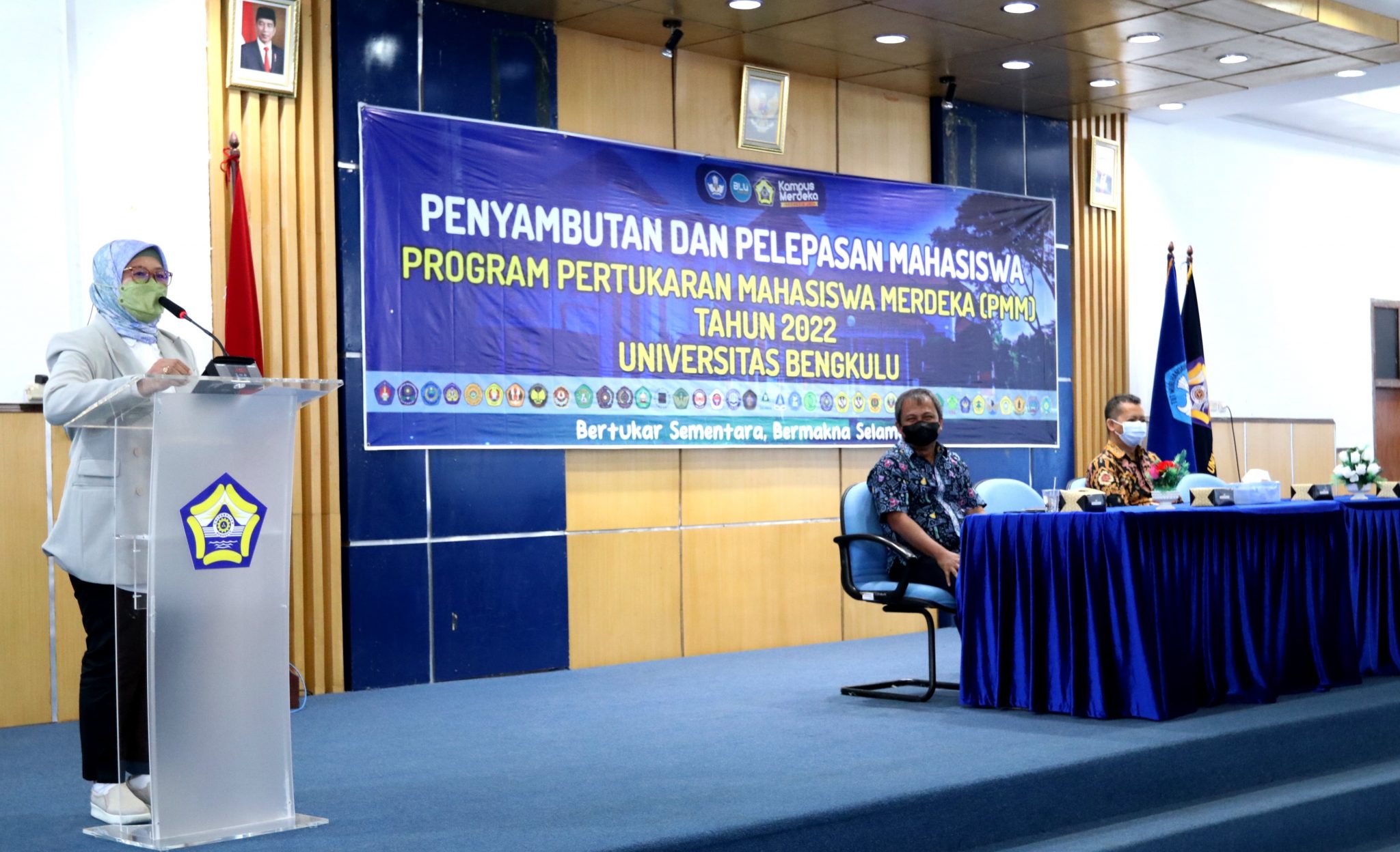 Rektor Sambut dan Lepas Mahasiswa Program Pertukaran Mahasiswa Merdeka | UNIVERSITAS BENGKULU