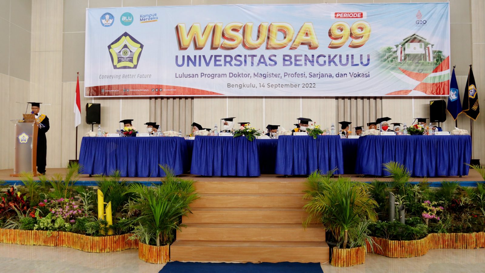 Wisuda Ke-99, UNIB Tambah 1243 Lulusan | UNIVERSITAS BENGKULU