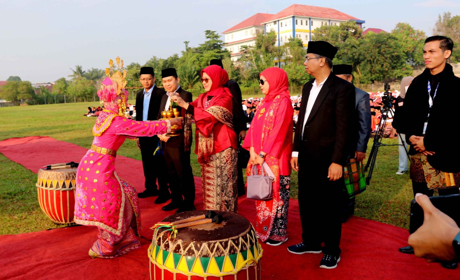Sambut 4204 Mahasiswa Baru, Rektor : Raihlah Prestasi dan Lulus Tepat ...