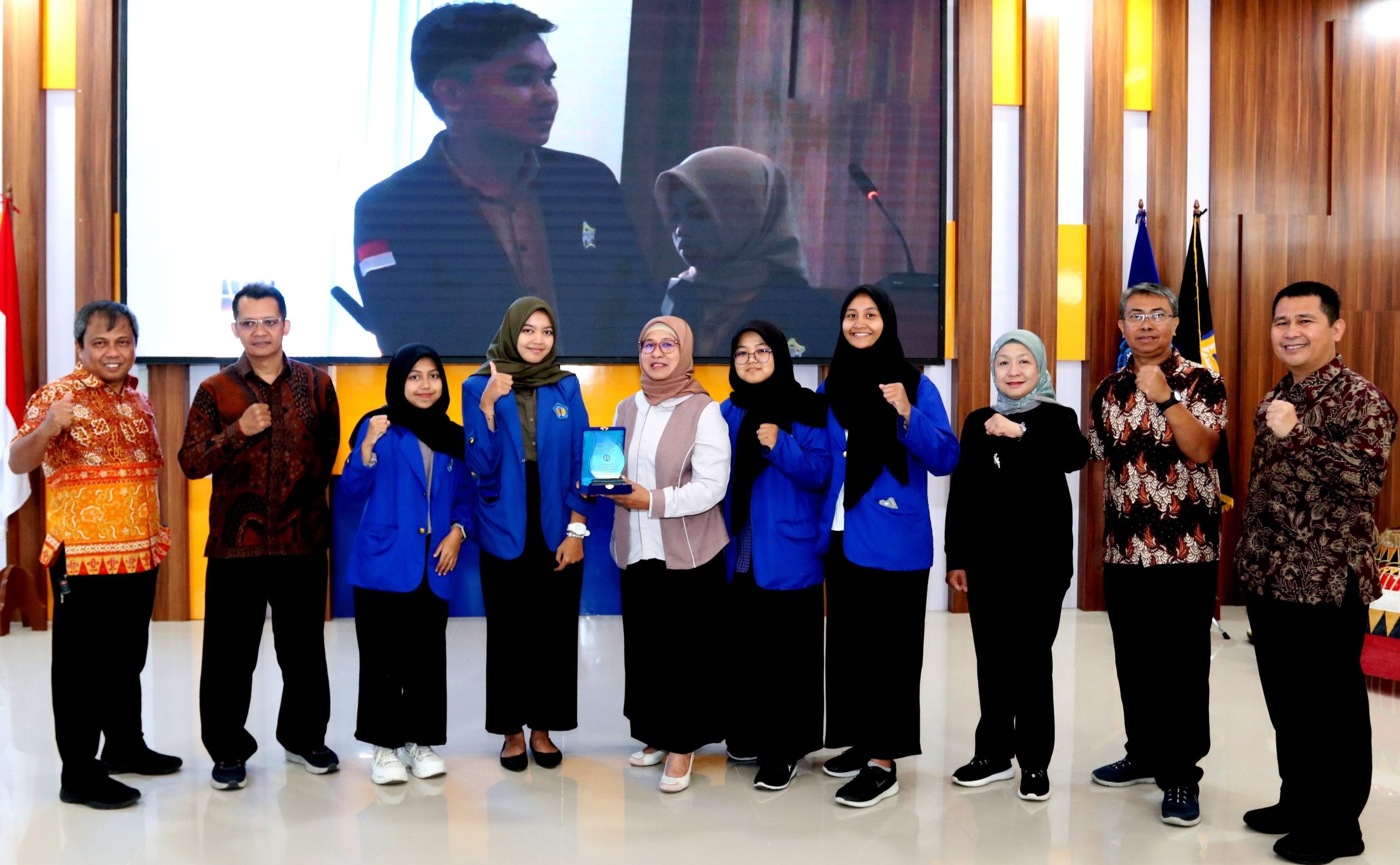 UNIB Lepas 118 Mahasiswa Ikut Program Pertukaran Mahasiswa Merdeka ...