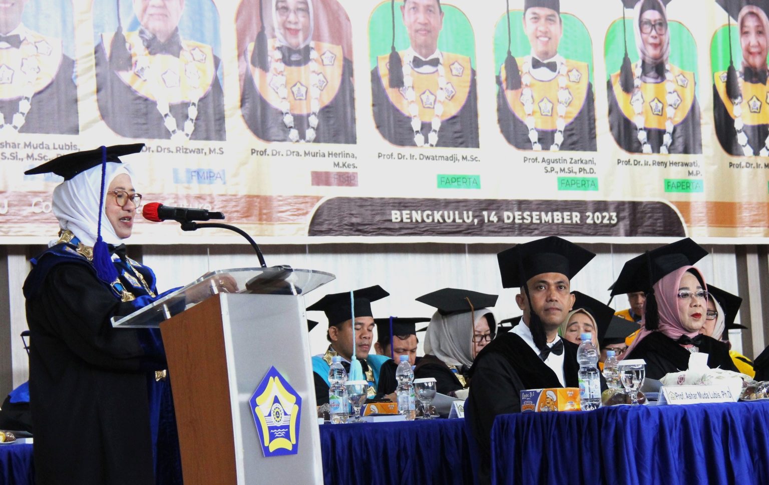 10 Guru Besar Dikukuhkan, Rektor : UNIB Semakin Cemerlang | UNIVERSITAS ...