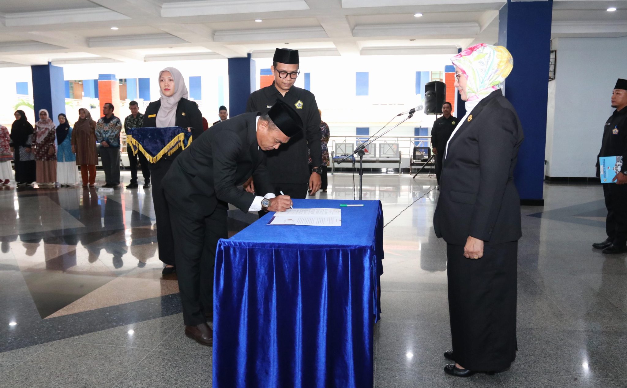 Rektor Lantik Dekan FKIP dan Dekan FMIPA Periode 2024-2028 ...