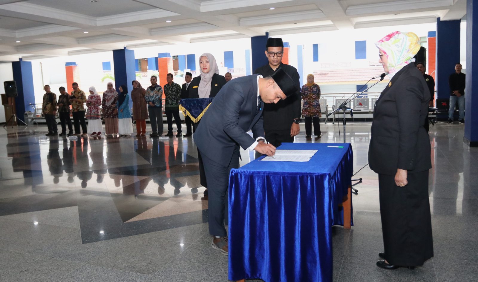 Rektor Lantik Dekan FKIP dan Dekan FMIPA Periode 2024-2028 ...