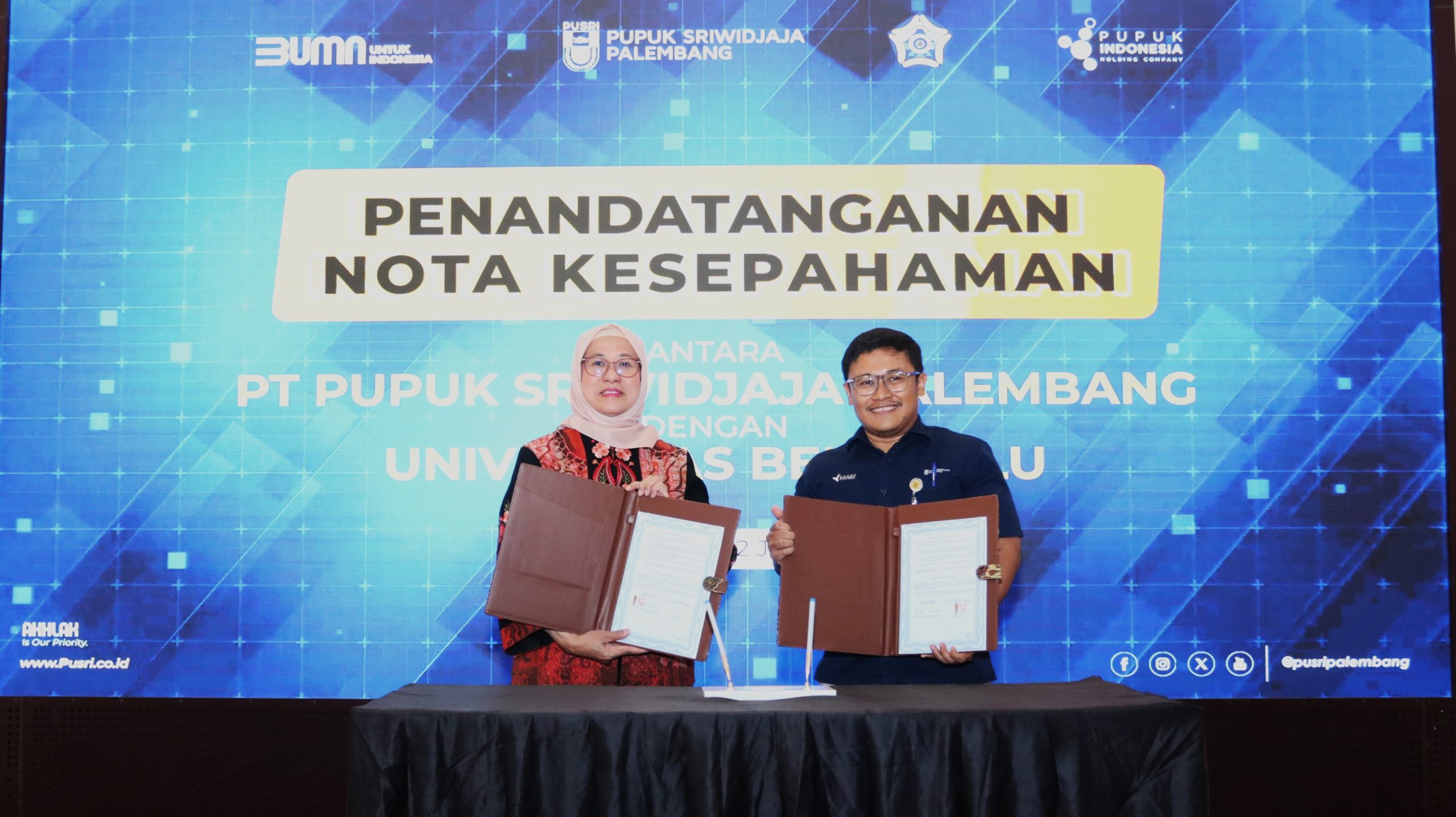 Teken MoU dengan PT. Pusri untuk Meningkatkan Kolaborasi PT-DUDI | UNIVERSITAS BENGKULU