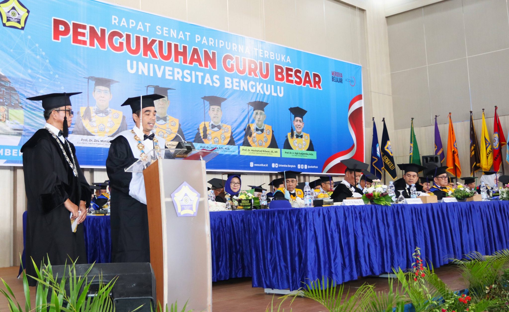 Unib Kukuhkan 5 Guru Besar Baru, Ini Profil Singkat dan Orasi Ilmiahnya ...